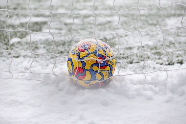 10 Winter Football Training Tips for Grassroots Football Coaches ...